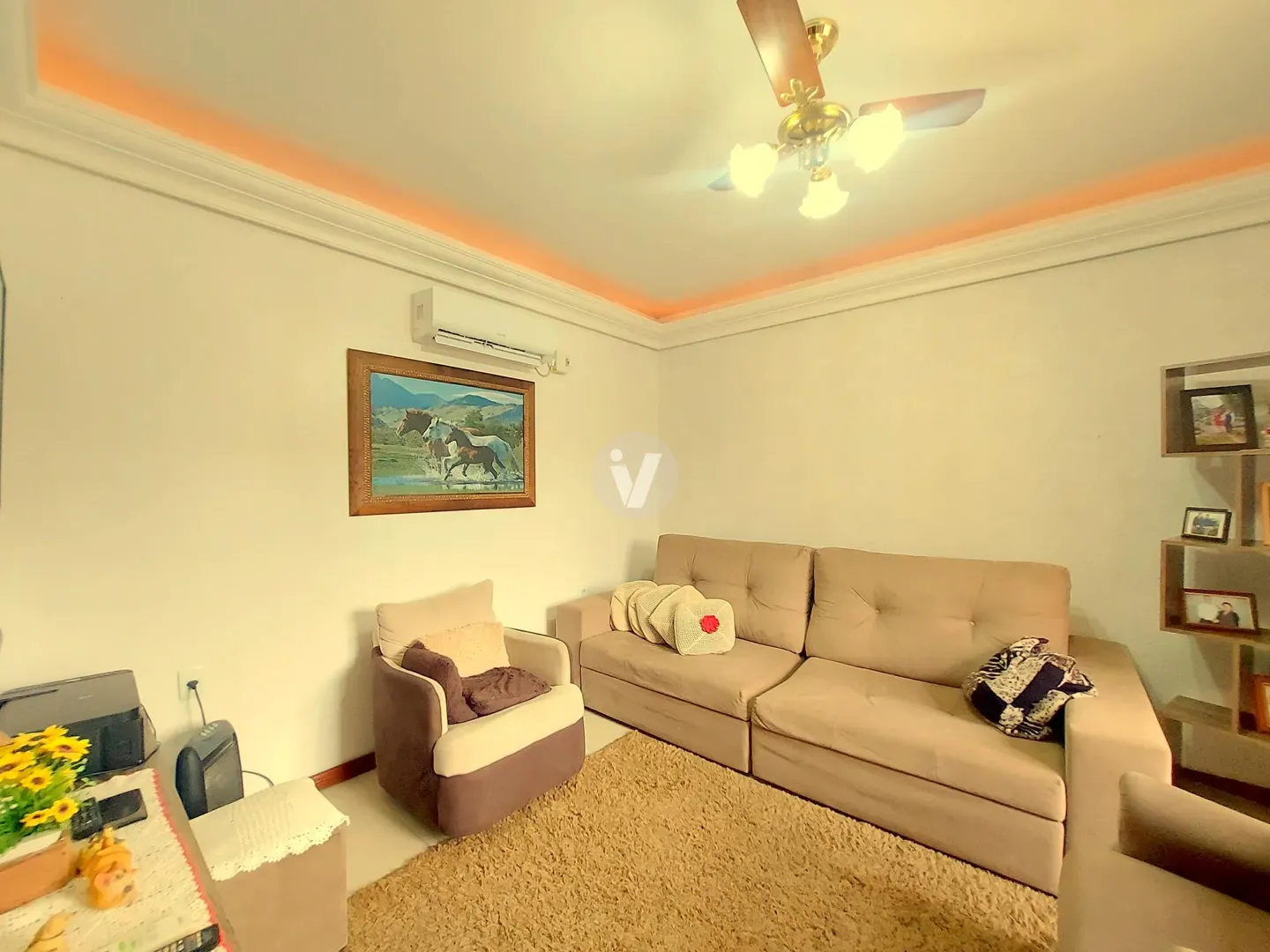 Casa à venda com 4 quartos e 267m² na Avenida Evandro Behr, bairro ...