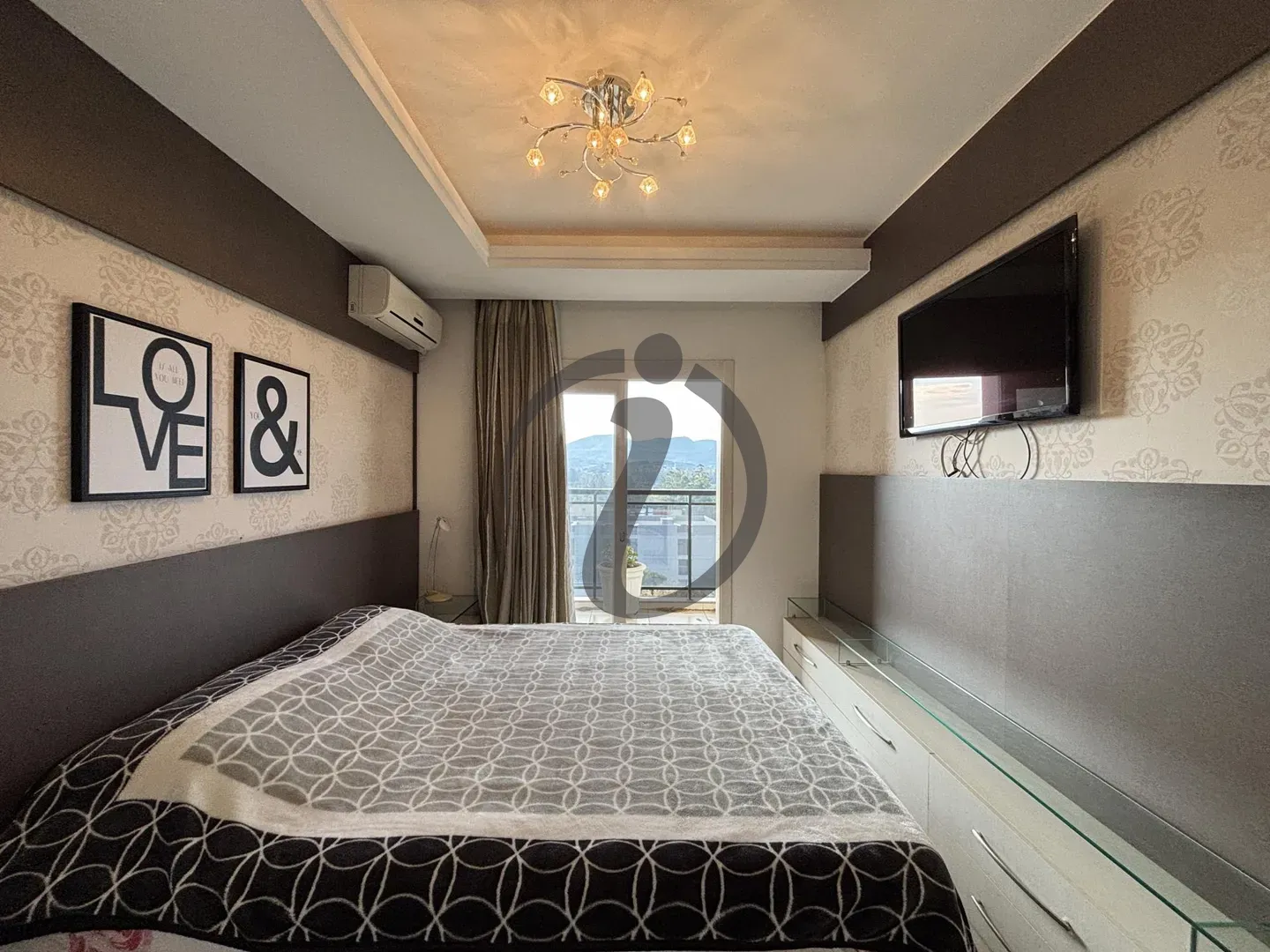 Apartamento para alugar com 2 quartos e 160m² bairro Languiru em Te...